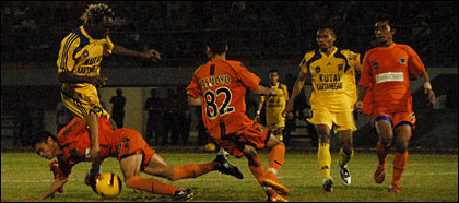 Persisam Putra Samarinda 1-0 Mitra Kukar: Petaka Penalti di Segiri